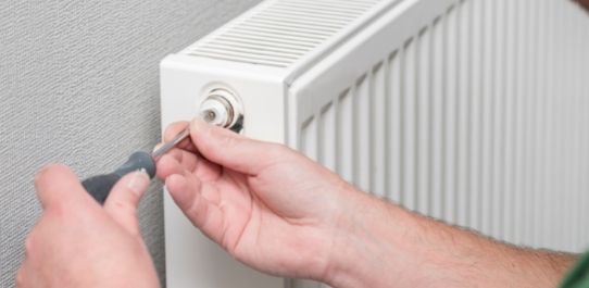 Comment purger un radiateur ? Et pourquoi ? | Alpiq