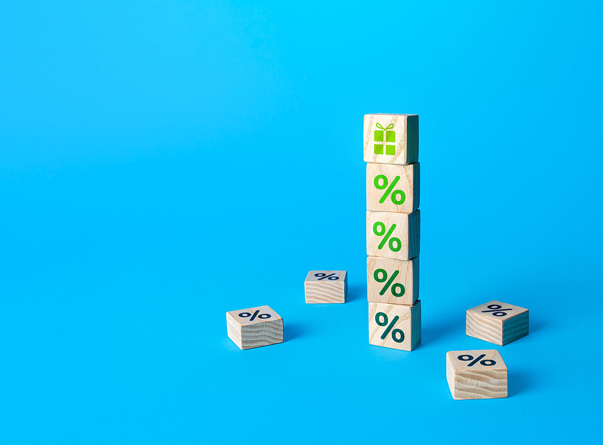 The Pros And Cons Of Paying Off A Loan Early The Pros And Cons Of Paying Off A Loan Early