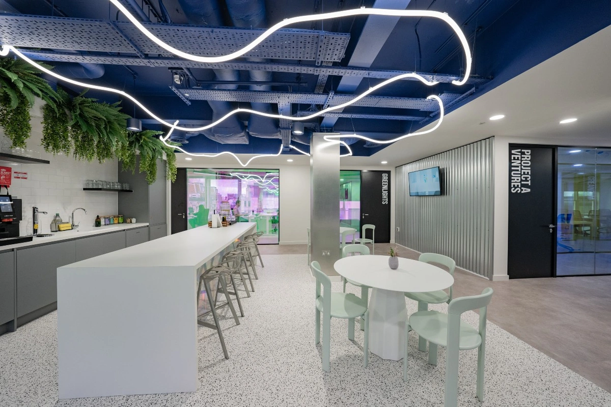 Coworking Space Oxford Circus | Shared Office Space Oxford Circus ...