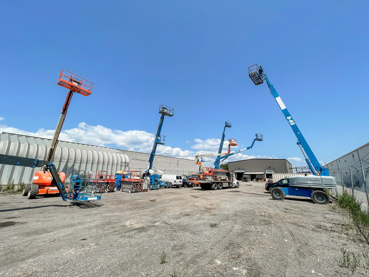 The Ultimate Straight Boom Lift Spec Guide