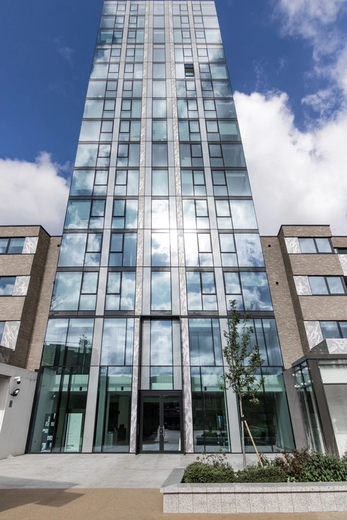 High - Rise Living in the UK: Soaring Above by Vonder