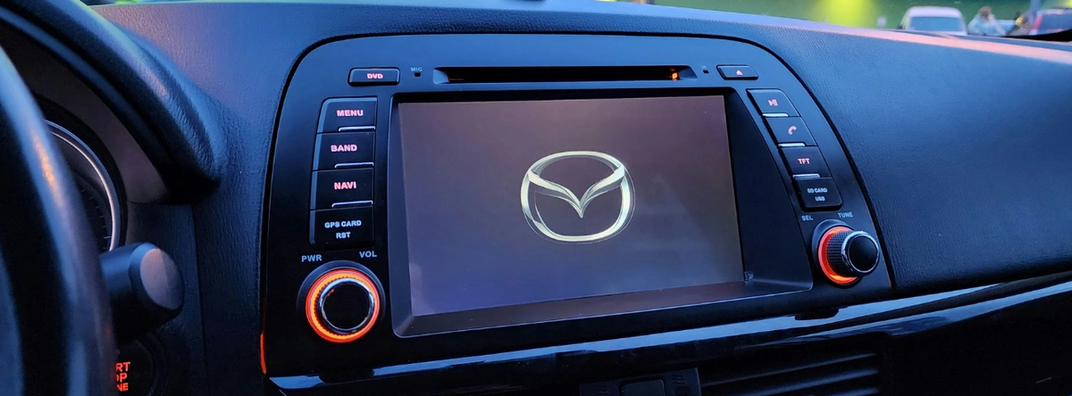 Mazda 2 seminuevo: descubre su gran elegancia y eficiencia