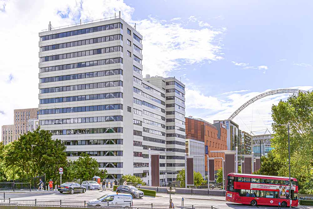 All-in-One Living in London at Wembley! - by Vonder