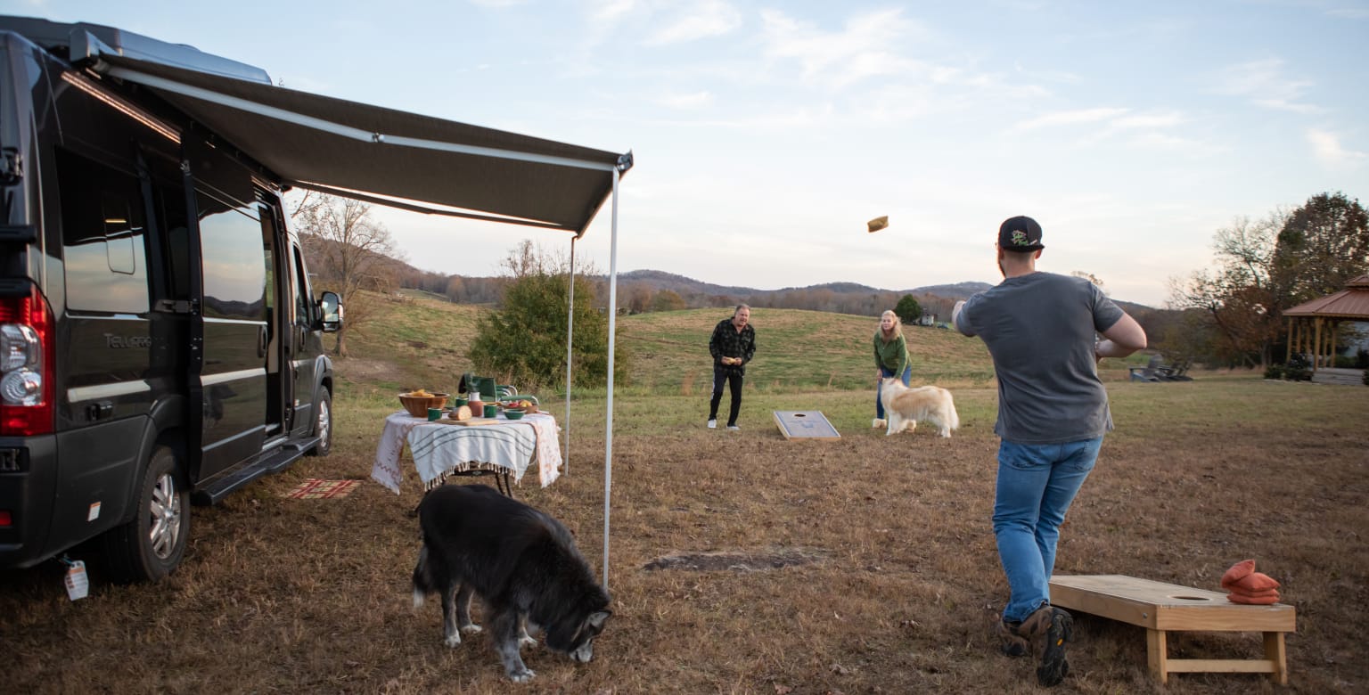 Tips for Tailgating - Using Your RV for Game Day Fun | La Mesa RV | RecVan