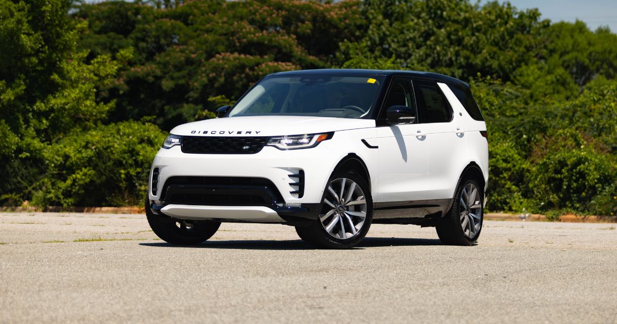 All Land Rover Discovery Models for Sale | Flow Automotive