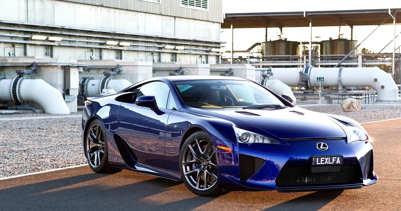 Carros exóticos y superdeportivos que marcaron la historia