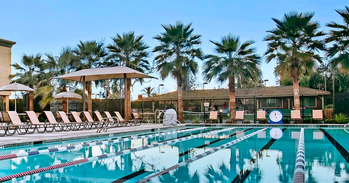 Gyms with Pools, Lap Swim & Family Swim