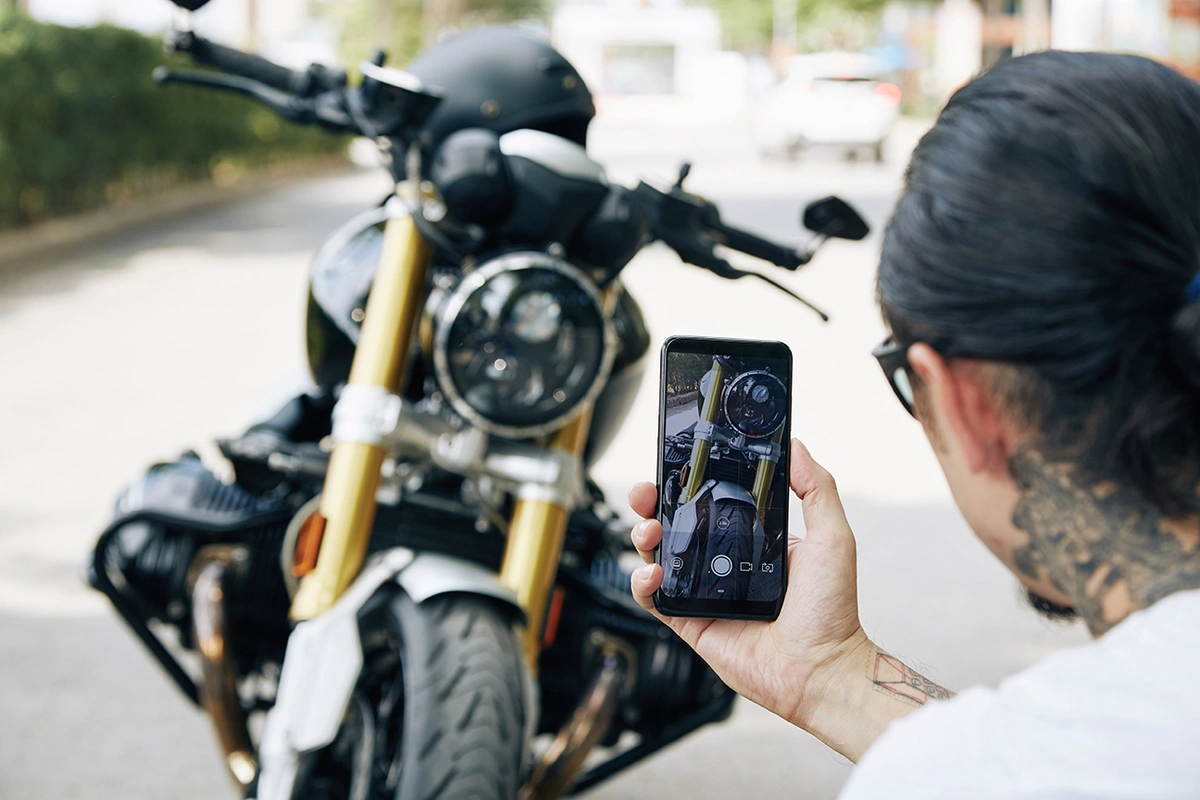 Motorcycle Photography Tips: 7 Ways to Get More Rentals