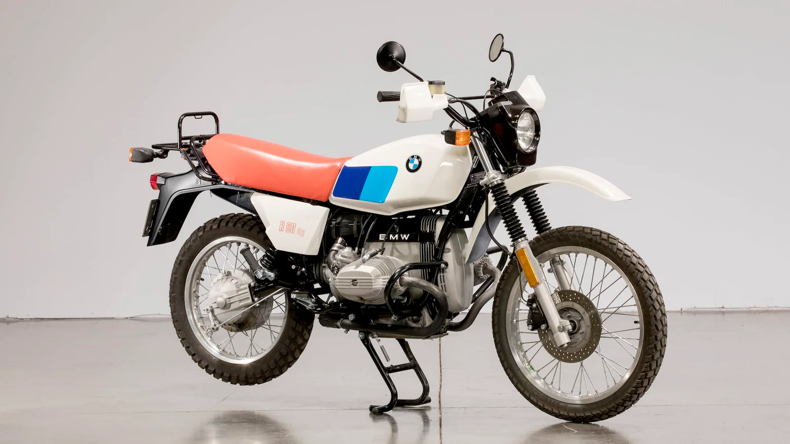 BMW Motorcycle History: List of All Models Since 1923 R 32