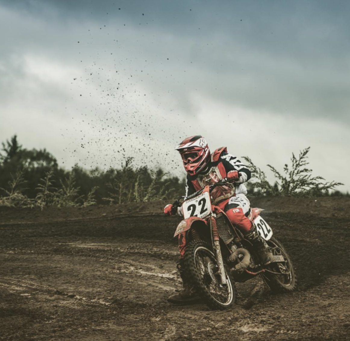 10-Moto Photography Accounts You Need to Follow