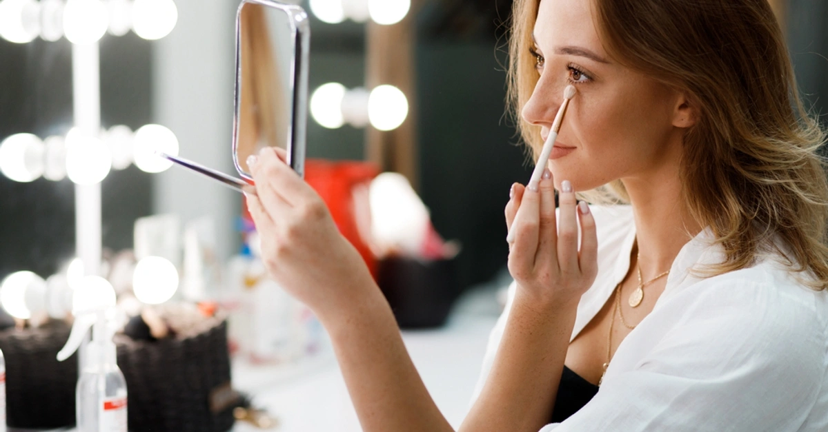 10 best makeup kits on a budget for beginners | Ocean Finance®