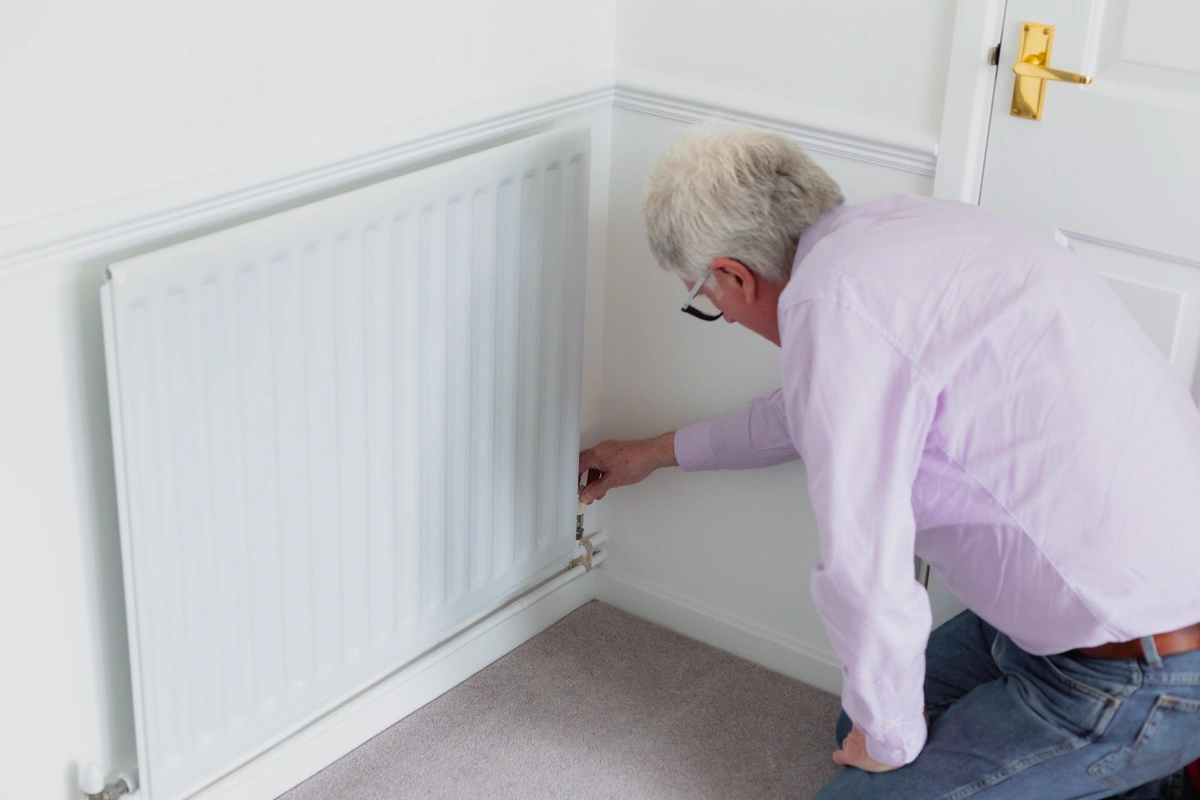 5 reasons why you should bleed your radiator