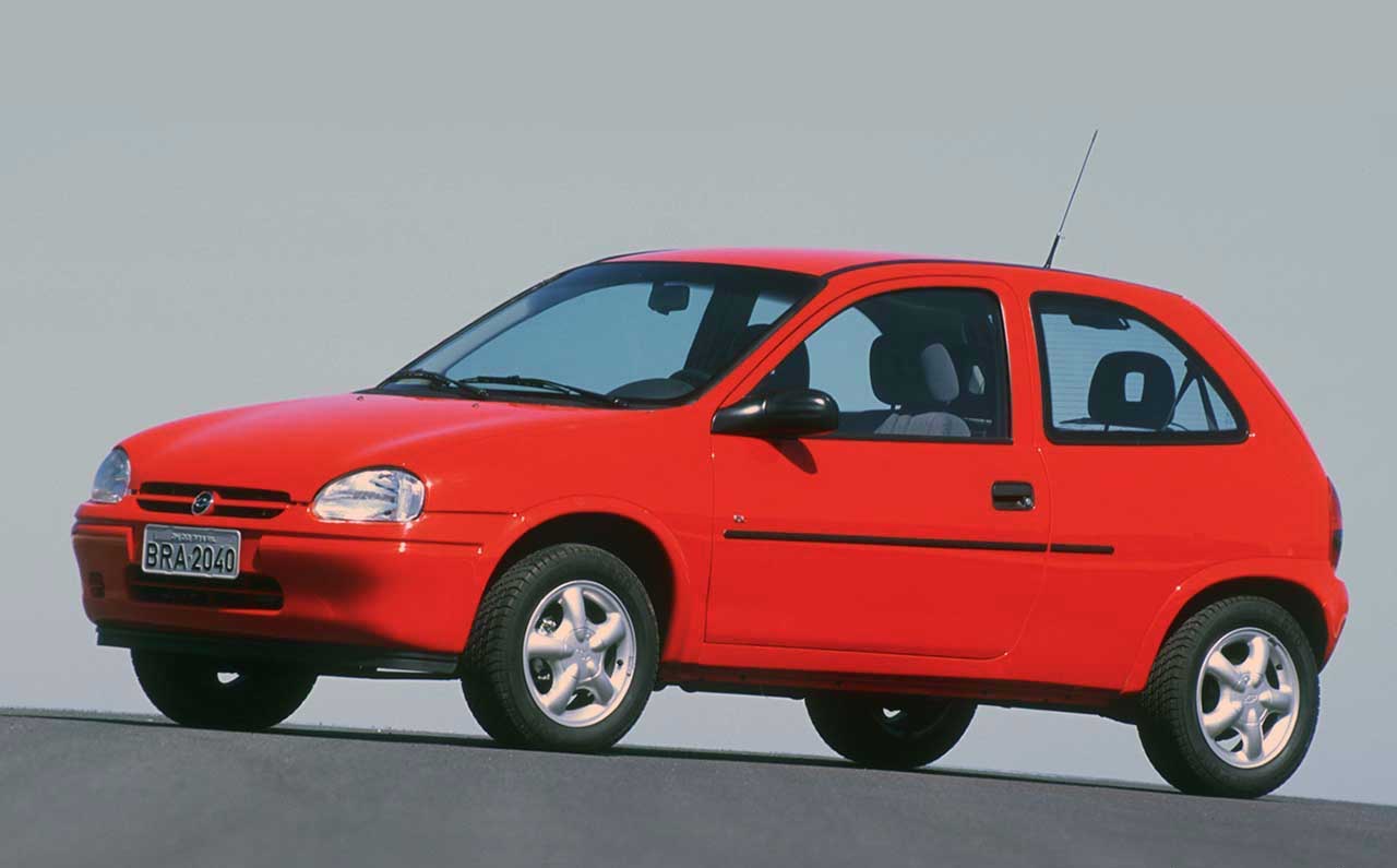 Corsa Hatch: compacto é destaque no mercado de usados